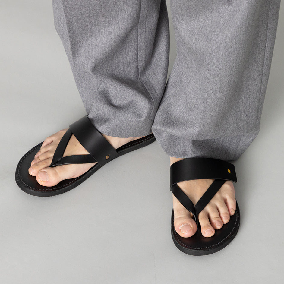 トライアンギュラーサンダル｜高品質レザー メンズ – kuros.style