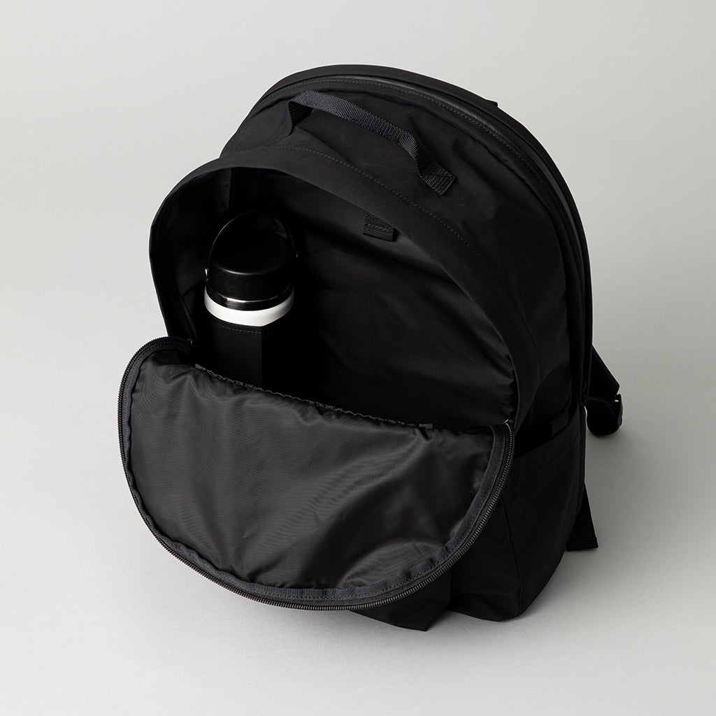 ブリザテックナイロン リュック 黒 L – kuros.style