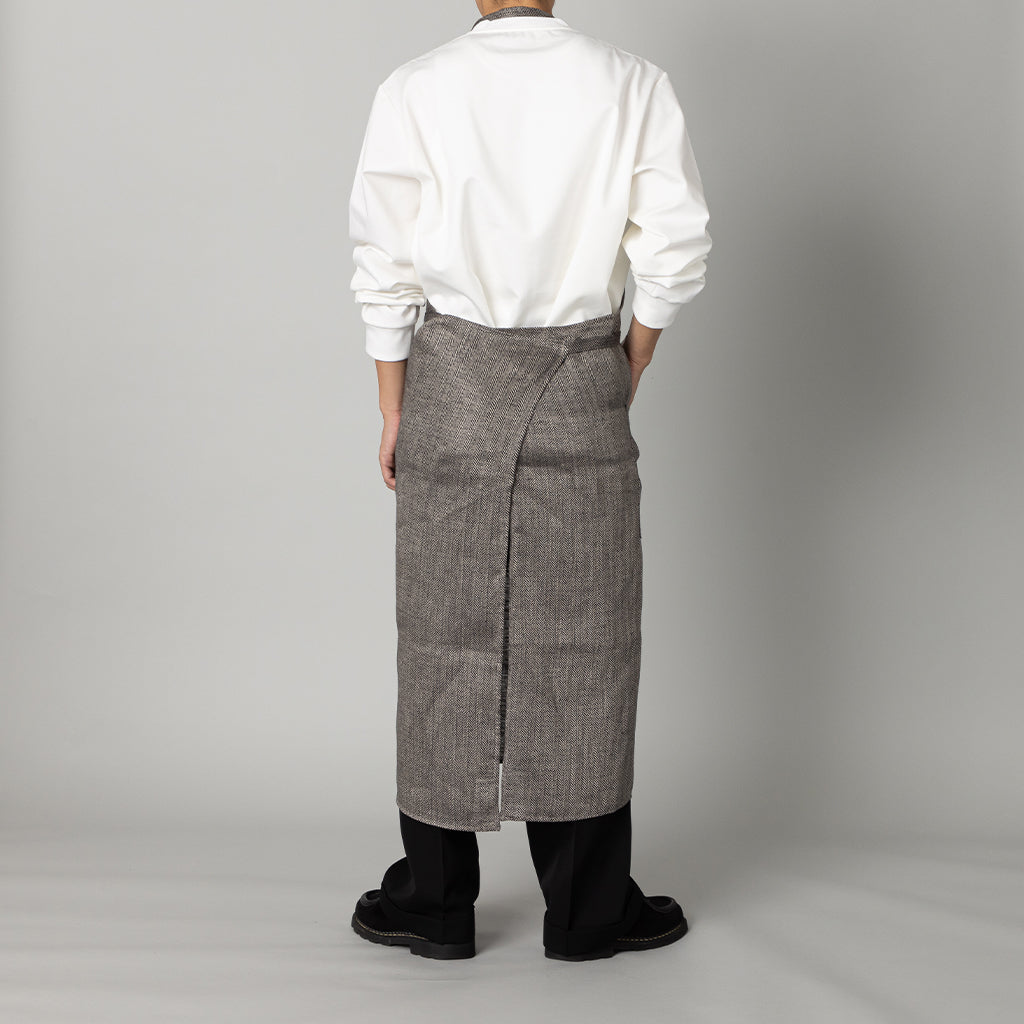 LINEN&DECOR× kuros’別注品 ヘリンボーンエプロン – kuros.style